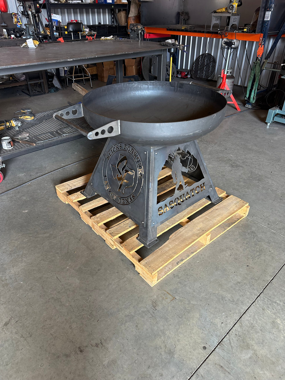 The Sasquatch - Slicks Fabworks