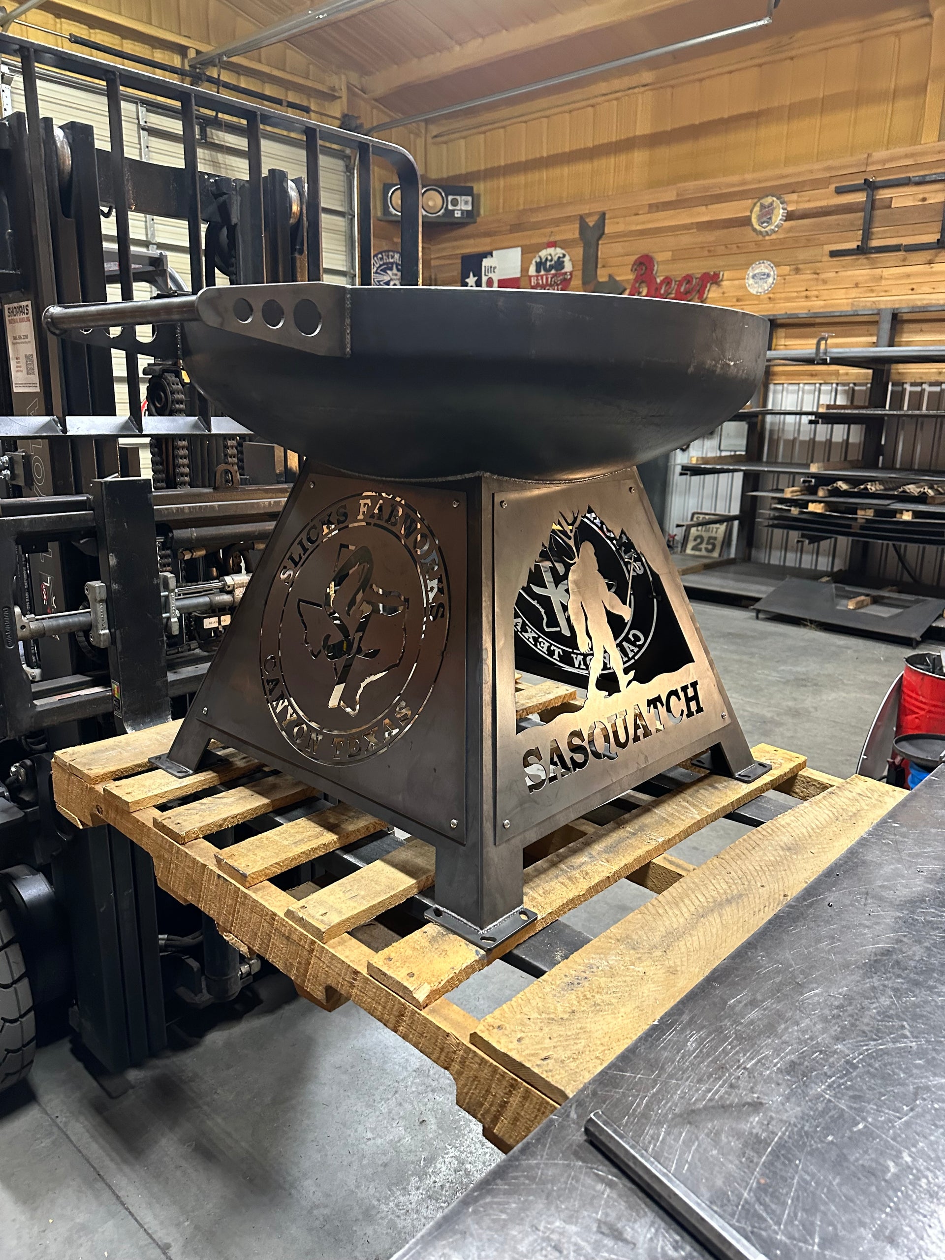 The Sasquatch - Slicks Fabworks